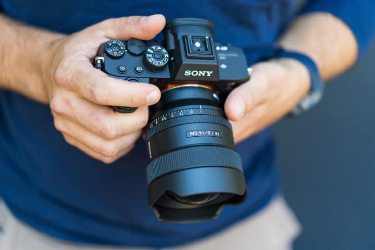 Best Sony Lenses in 2025: ULTIMATE E-Mount Guide