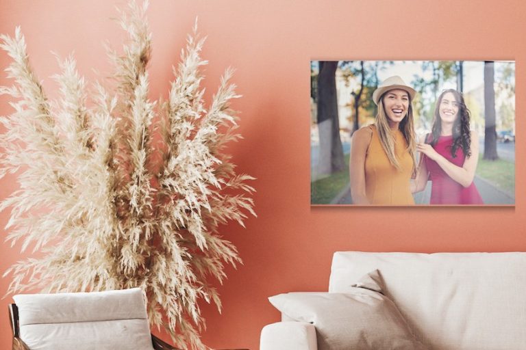 Best Acrylic & Glass Photo Prints For Your Walls
