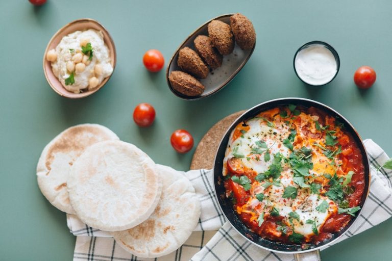 16 Food Photography Props (Styling Ideas & Where To Buy)
