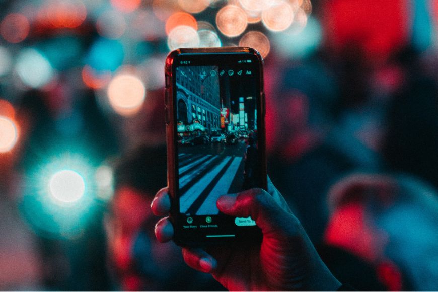 How to Reverse a Video on iPhone Without an App