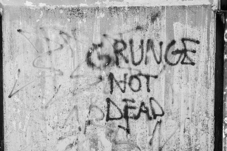 Creative Grunge Photoshoot Ideas, Examples & Tips