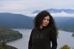 How to Blur the Background of a Photo (In-Camera or Software)