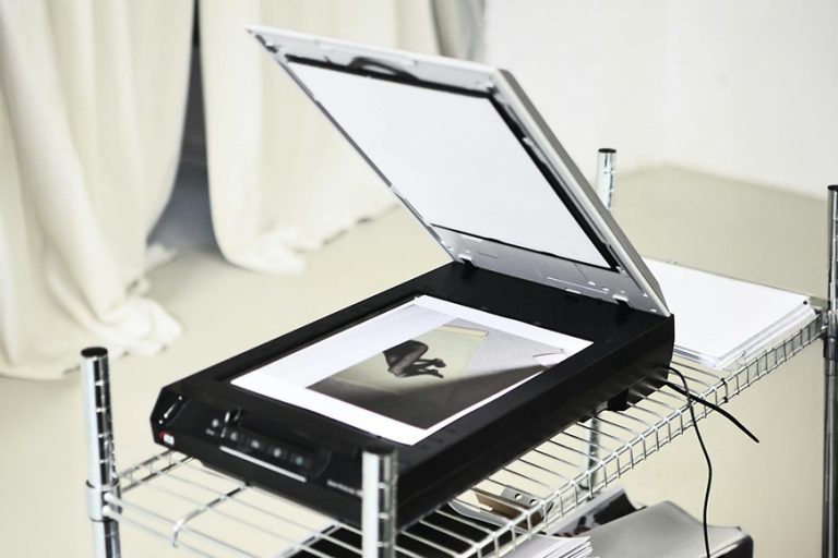The 4 Best Ways to Digitize Photos (and How to Store Them)