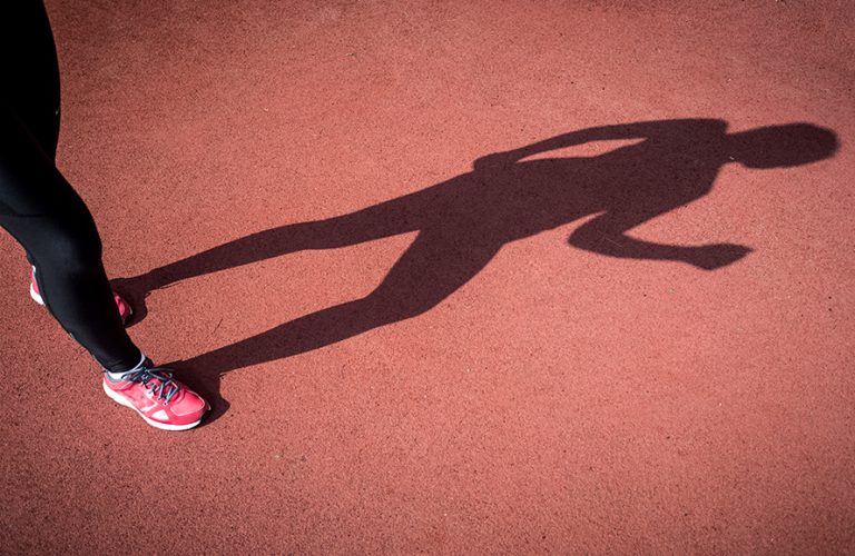 Shadow Photography Poses for Dramatic Portraits